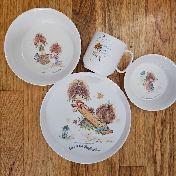 Oneida | Dining | Vintage Oneida Urchins American Greetings Corp Set Of ...